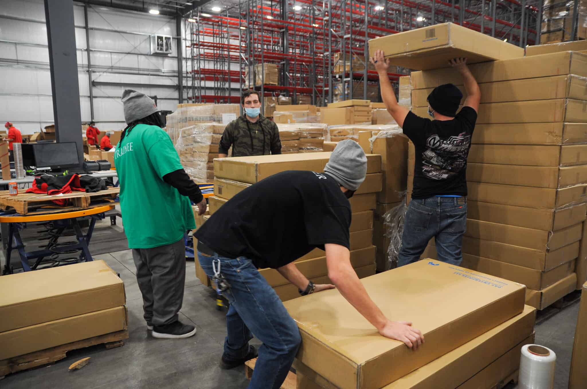 How distribution centers work for today’s supply chains | Red Stag