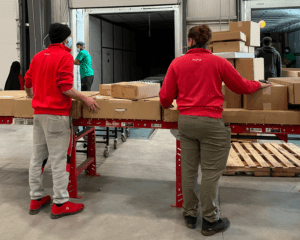 What is a floor loaded container? | Red Stag Fulfillment