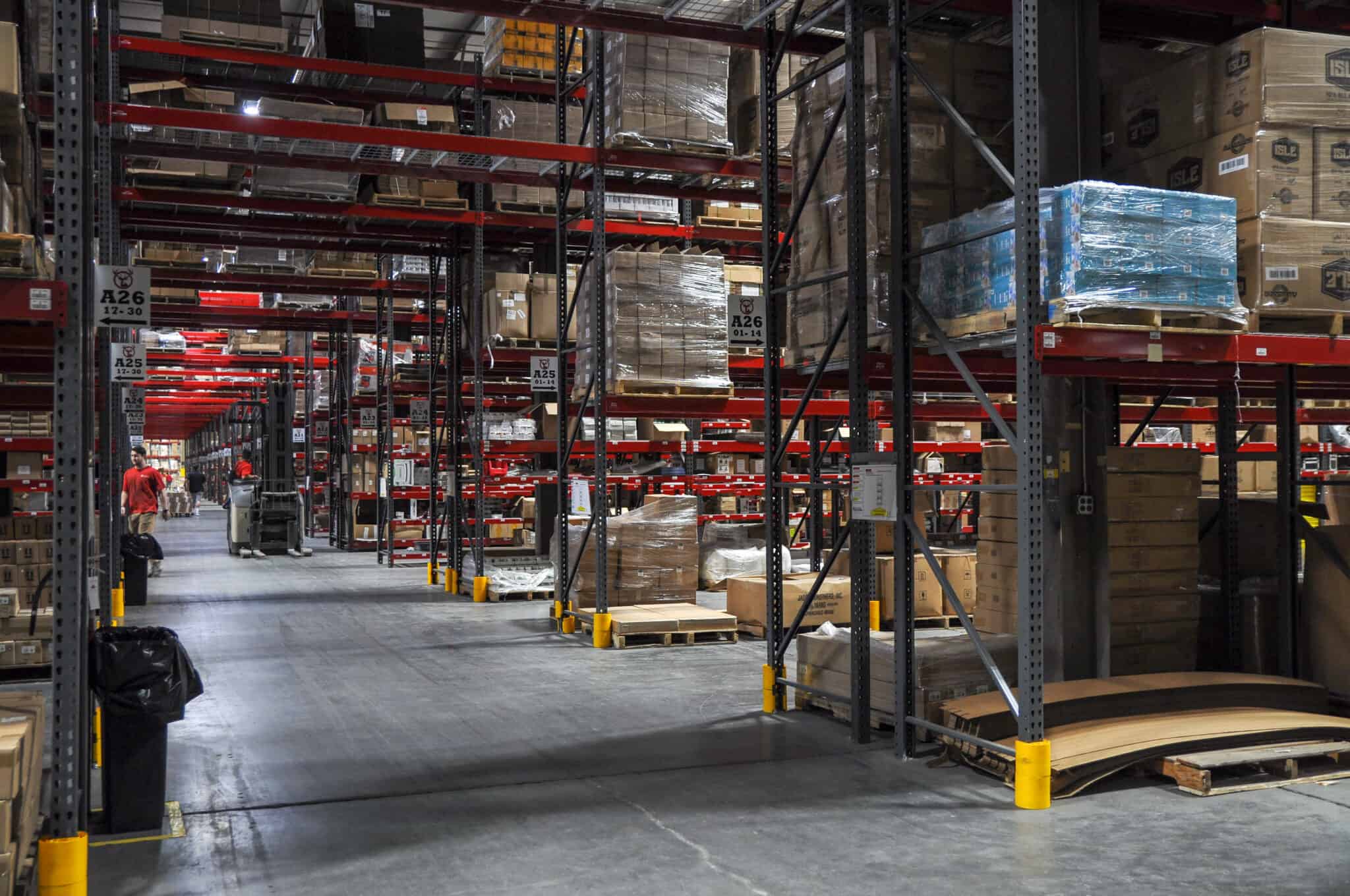 Consolidation Warehouses: What They Are & How to Leverage Them in 2025
